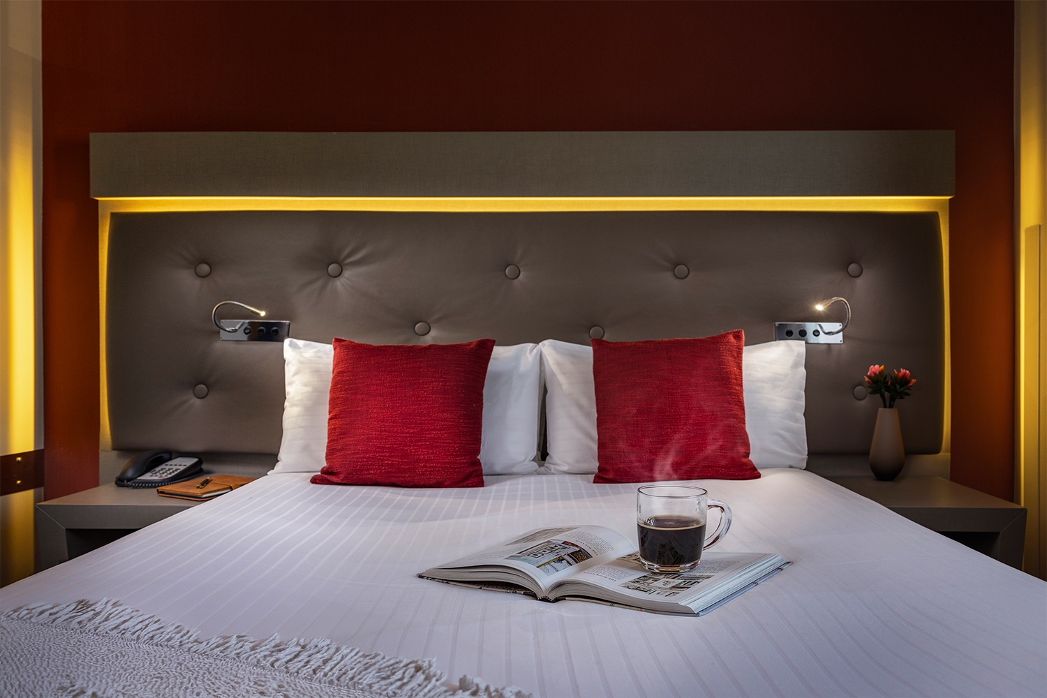 Hôtel 4* à 10 minutes de Genève | Restaurant, Spa, Parking Gratuit